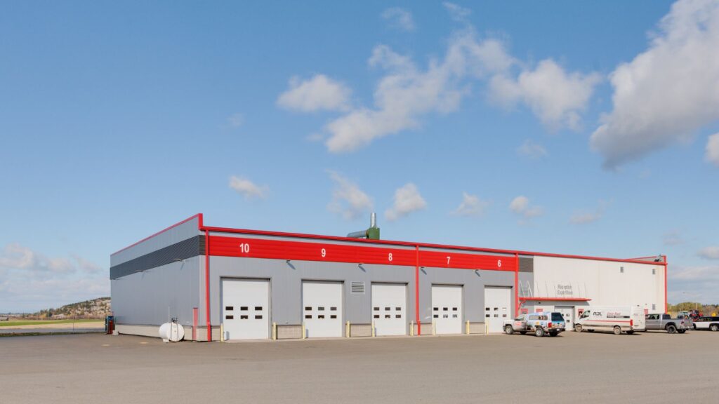 Garage Peterbilt - Construction Citadelle